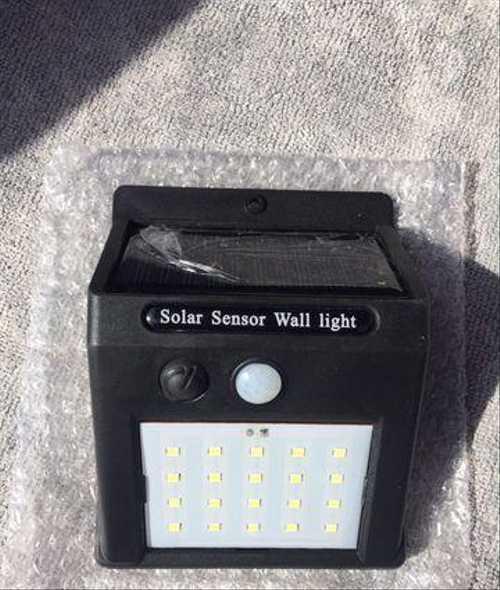 Светильник прожектор на солнечной батарее