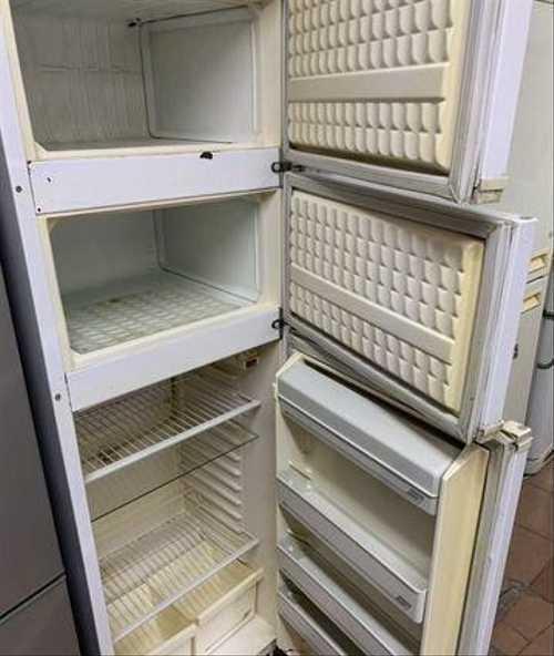 Трехкамерный холодильник бу