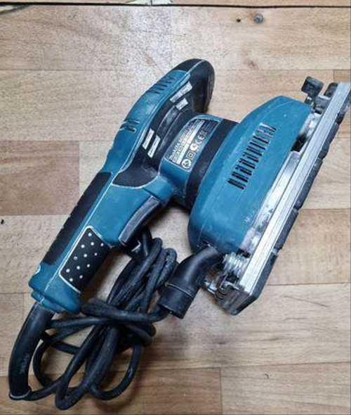 Шлифмашинка Makita bo3711