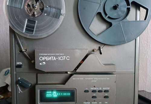 Катушечный магнитофон "Орбита-107"