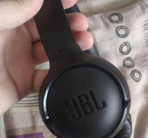 Беспроводные наушники jbl