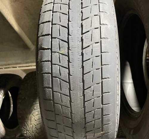Dunlop Winter Maxx SJ8 215/65 R16 98R
