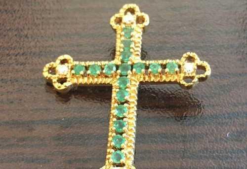 Золотой крест с бриллиантами и изумрудами