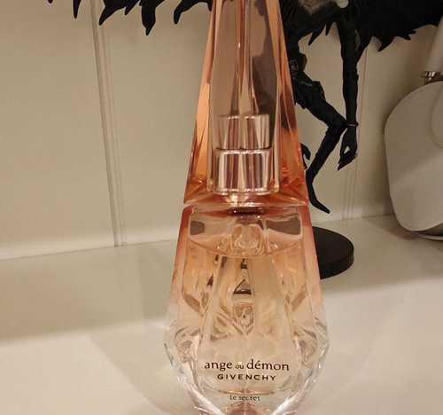 Givenchy Ange ou demon le secret eau de parfum