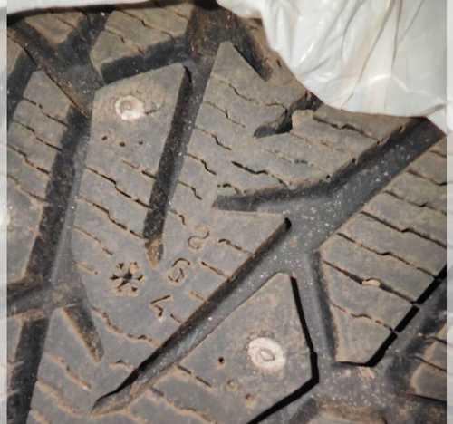 Nokian Tyres Hakkapeliitta 7 235/60 R16