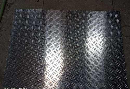 Алюминиевый лист рифлëный обрезки