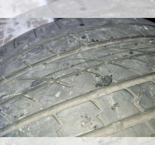 Continental CrossContact UHP 295/40 R21