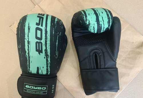 Боксерские перчатки boybo 10 oz