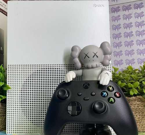 Xbox One S 1Tb с Дисководом