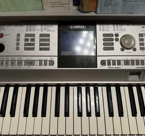 Синтезатор Yamaha DGX 305