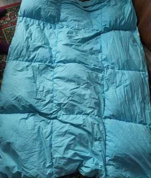Пуховое одеяло