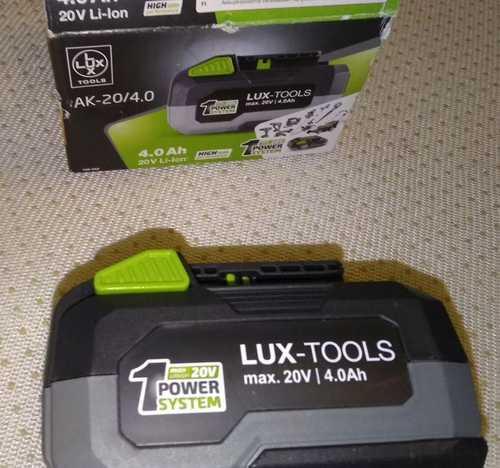 Новый аккумулятор lux-Tools 20V объем 4.0Ah