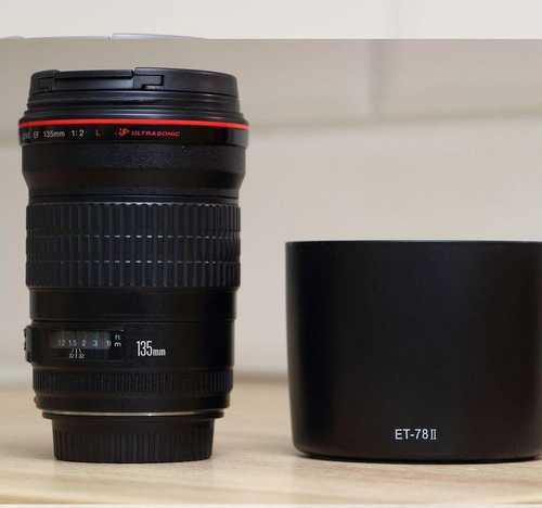 Canon 135mm f/2.0L EF USM