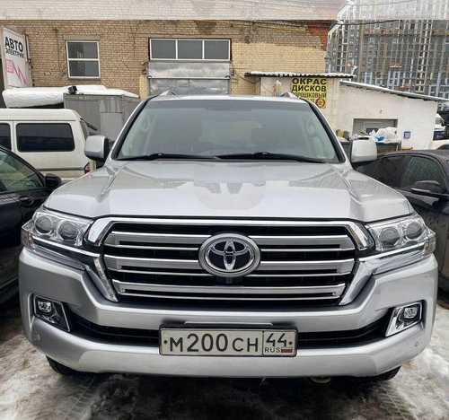 Обвес рестайлинг Land Cruiser 200