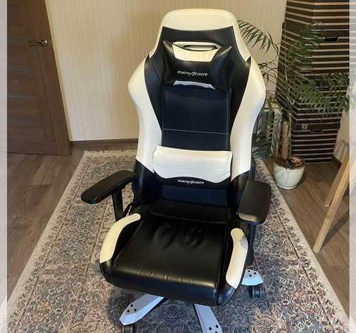 Игровое кресло dxracer OH/IS11/NW