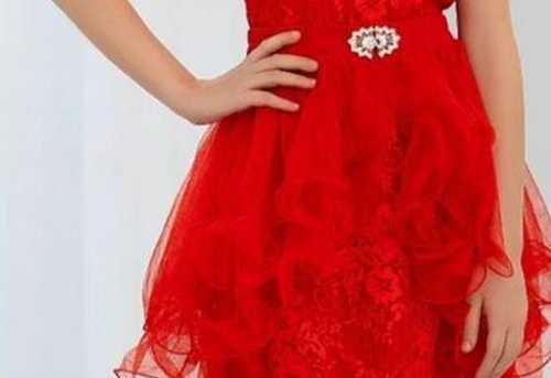 Нарядное платье для девочки 152 красное
