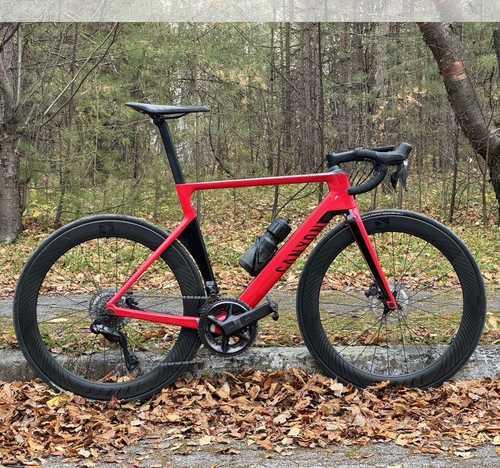 Canyon Aeroad CF SLX (M) di2 12sp