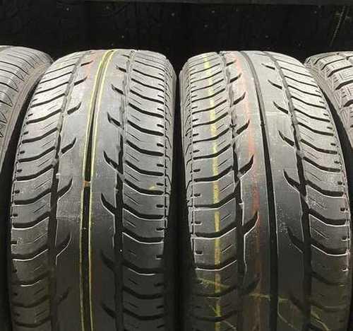 Fulda Carat Attiro 195/65 R15 91L