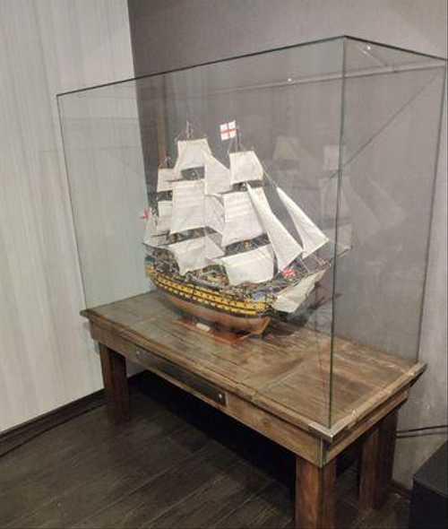 Модель корабля первого ранга HMS Victory