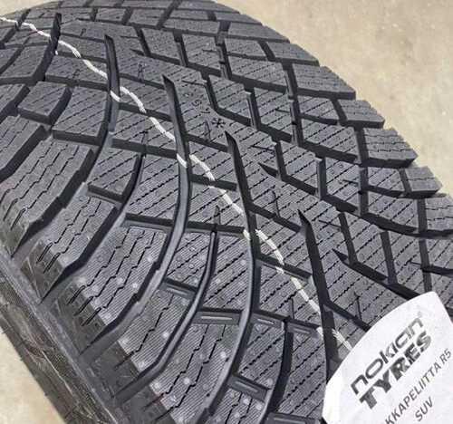 Nokian Tyres Hakkapeliitta R5 SUV 285/45 R22 114T