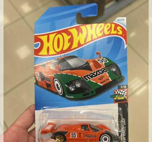 Hot wheels mazda 787b