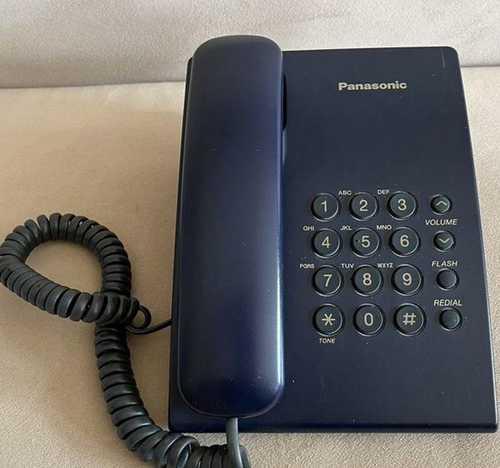 Телефон проводной Panasonic KX-TS2350RU