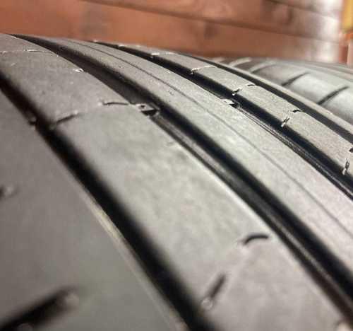 Pirelli P Zero PZ4 245/35 R20 и 275/30 R20