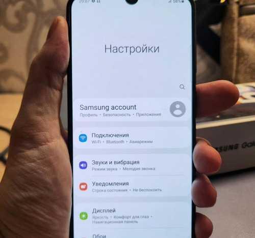 Samsung Galaxy A50, 4/64 ГБ