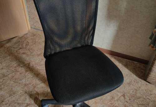 Компьютерное кресло без подлокотников