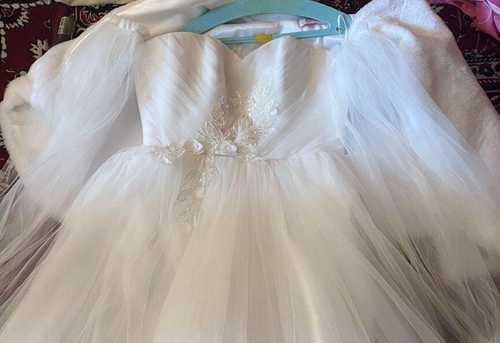 Свадебное платье с фатой 42 44 короткое