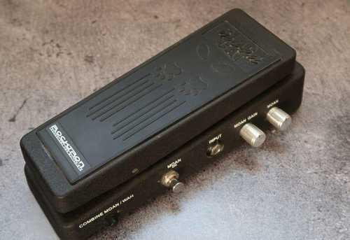 Педаль Rocktron Black Cat Moan Wah