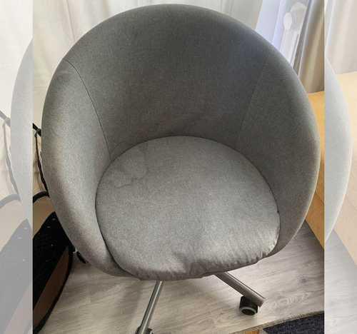 Кресло IKEA скрувста (skruvsta) бу