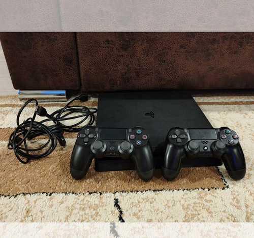 Sony playstation 4 slim ps4