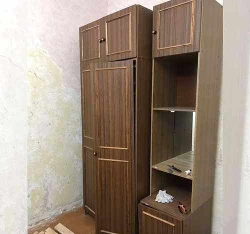 Шкаф