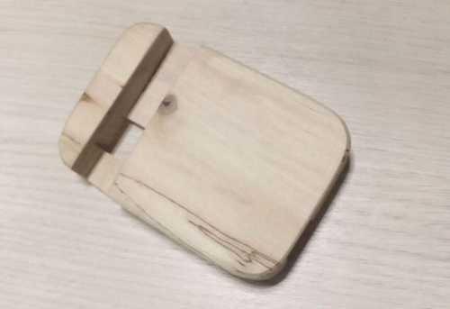 Подставка для телефона из древесины
