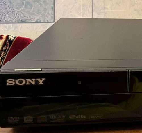 Dvd рекордер Sony rdr-at100