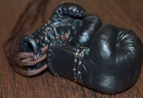 Кожаные сувенирные боксерские мини перчатки