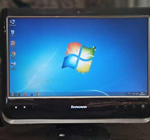 Моноблок Lenovo All-In-One C200