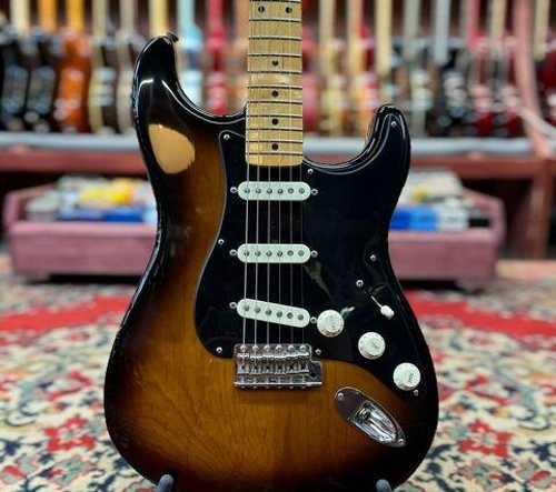 Электрогитара Fender Vintage Reissue '57 Stratocas