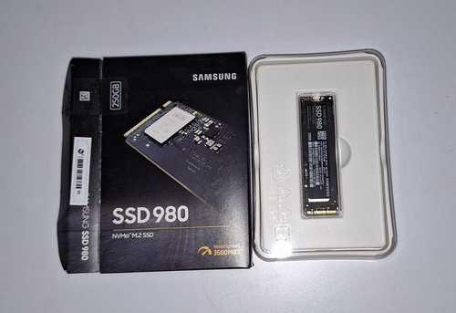 Samsung SSD 980 250 Гб в идеале, диск для ноутбука