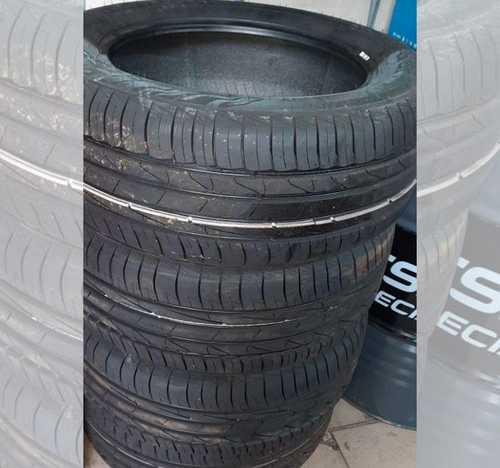 Ikon Tyres Autograph Aqua 3 SUV 235/55 R17 103V