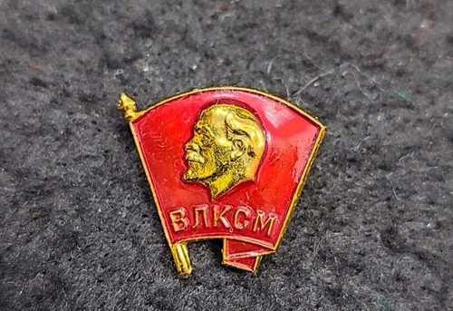 Знак значок влксм Ленин СССР в золотом цвете