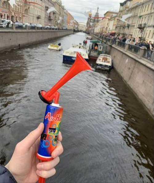 Дудка болельщика