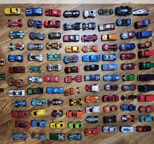 Hot wheels машинки