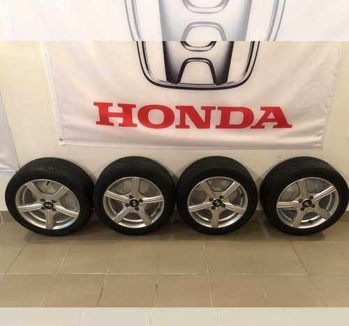 Диски R15 DIA 56.1 4X100 кик с резиной