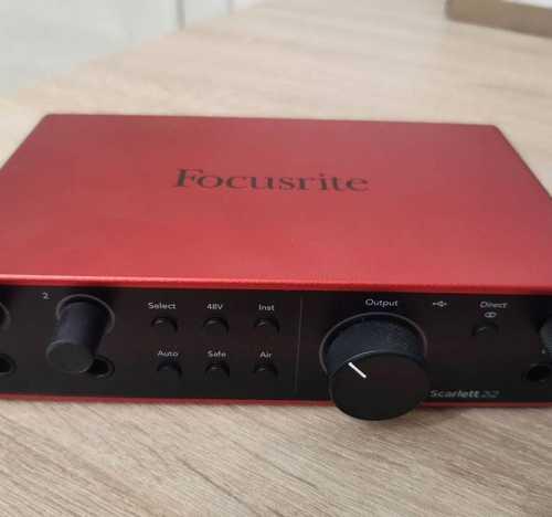 Звуковая карта focusrite scarlett 2i2 4th gen 4 по