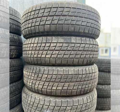 Bridgestone Ice Partner 215/60 R17