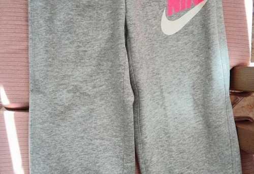 Новые спортивные штаны Nike р.104-110