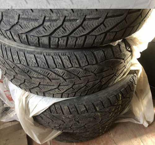 Tigar Winter 225/60 R17