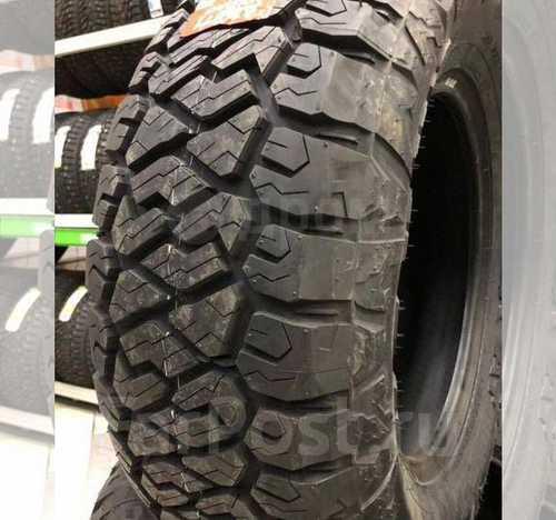 Maxxis AT-811 Razr AT 305/55 R20 121